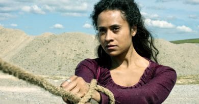 Is Sanaa Lathan Married? Her Bio, Age, Husband, Family and Net worth ...