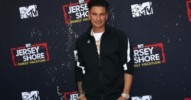 Is Pauly D Married? His Bio, Age, Wife, Daughter, Height and Net worth ...