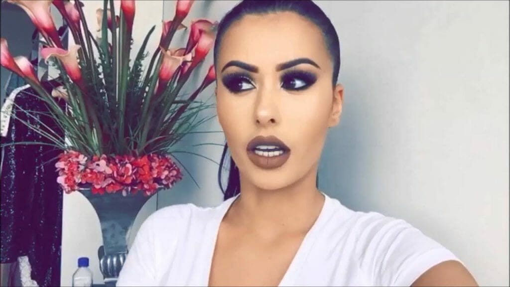Is Amrezy Married? Her Bio, Age, Ethnicity, Plastic Surgery, Wedding ...