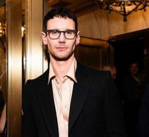 Cory Michael Smith Biography: Is he married? Find out his biography ...