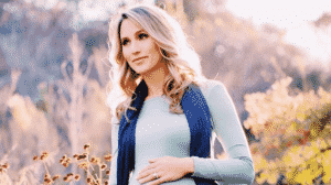 Is Danielle Demski Married? Her Bio, Age, Husband and Net worth ...